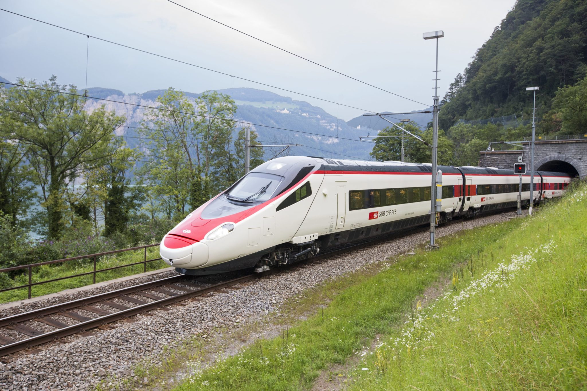 Bahn: Was ist ein ECE? - drivest.de